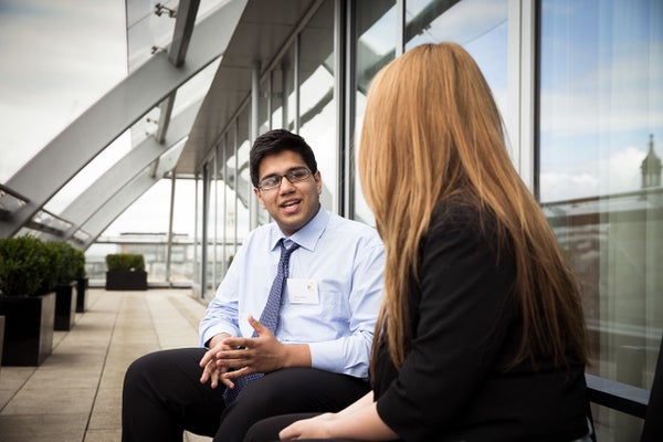 The role of an EY Foundation mentor | EY - Global