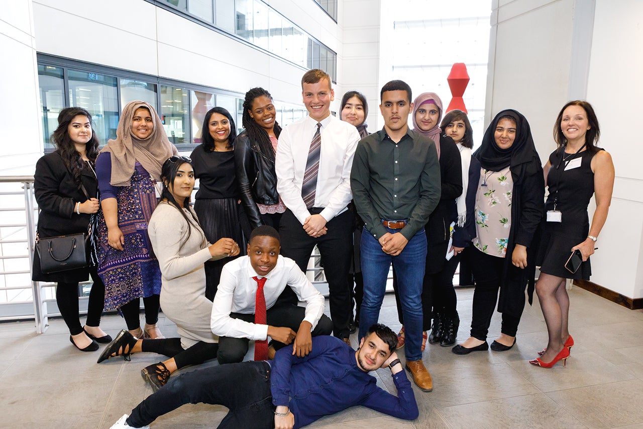 Smart Futures: How to Apply | EY - Global