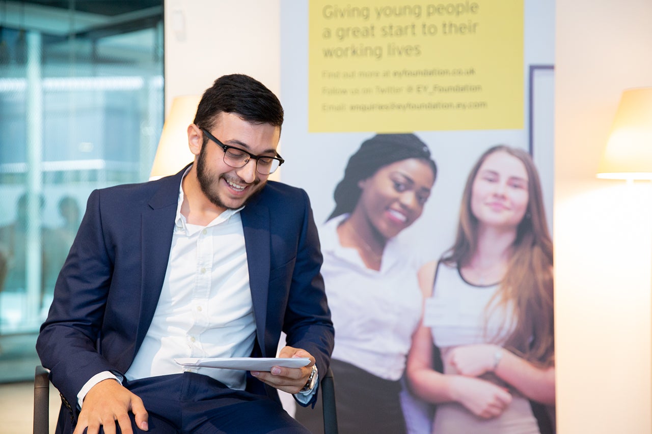 Smart Futures: How to Apply | EY - Global